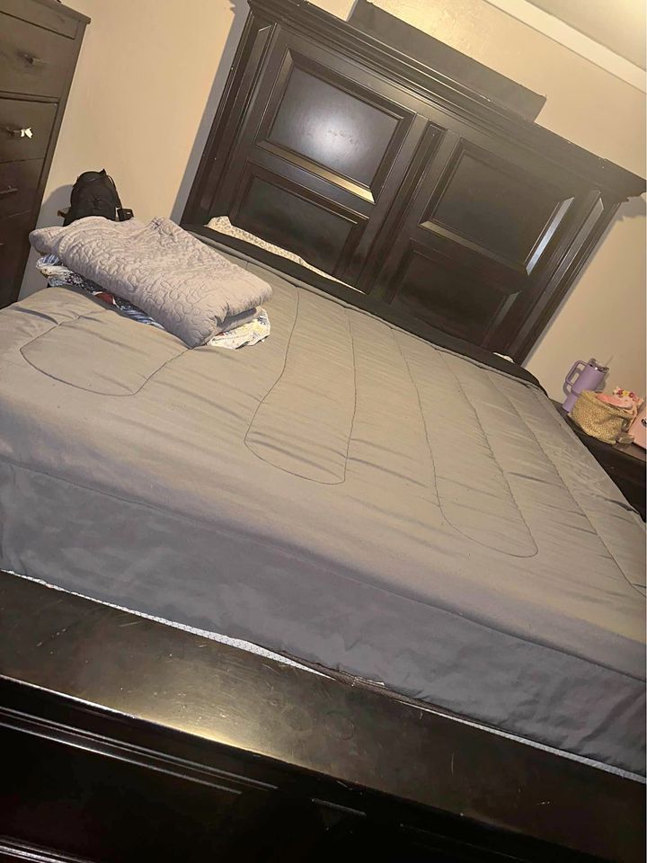 Free bed frame - Freebie Alerts